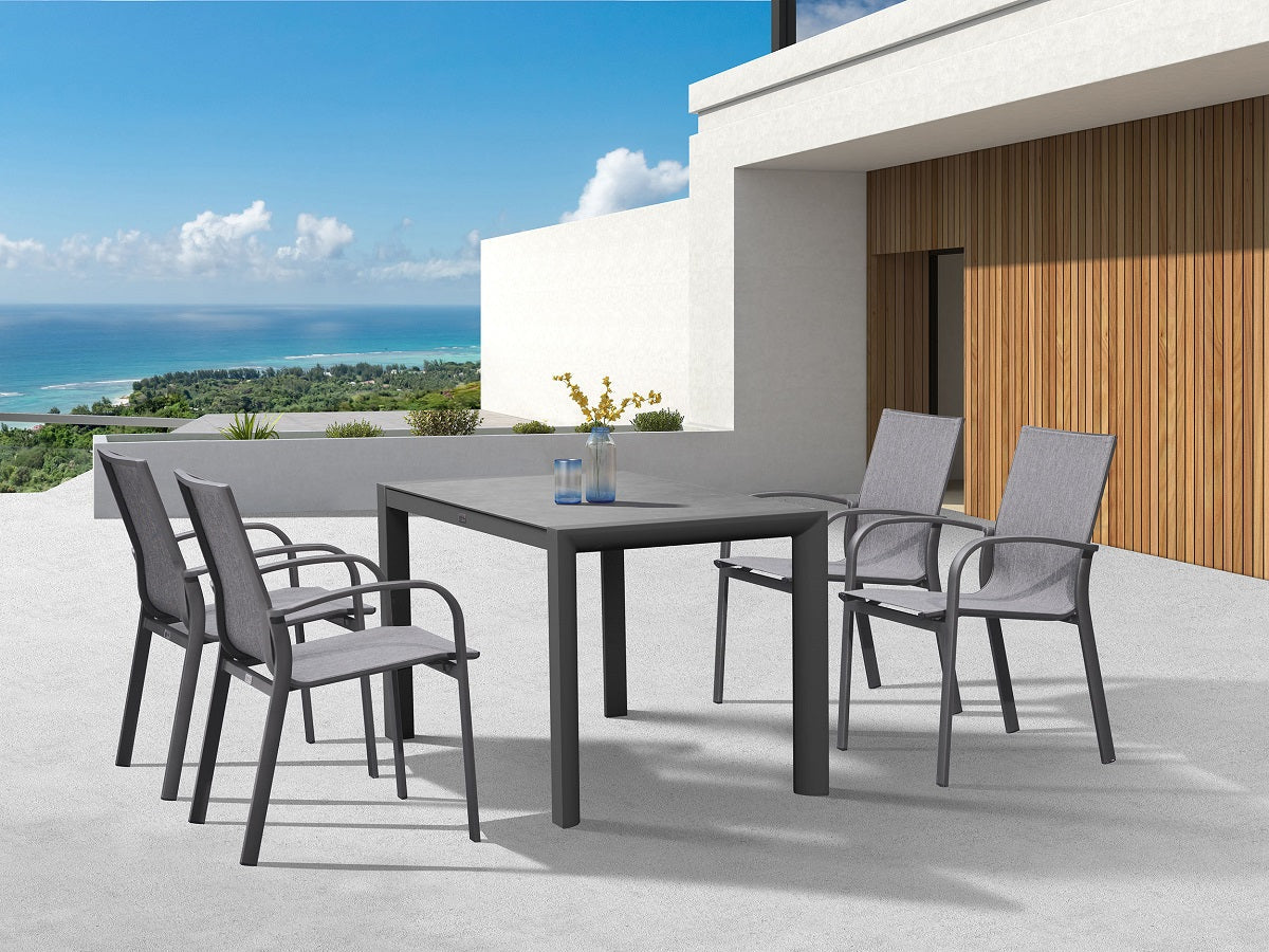 Bagota table – Avian